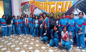 Visita de las estudiantes del 5.º de secundaria de la Institución Educativa “Edelmira del Pando” de Ate Vitarte